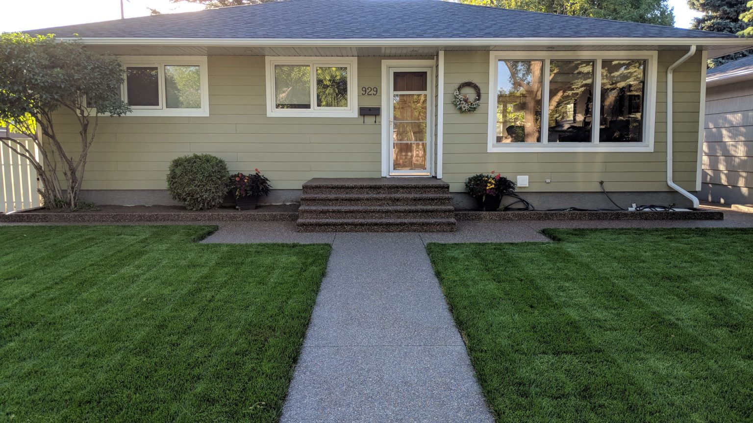 Concrete Sidewalks • Contemporary Concrete